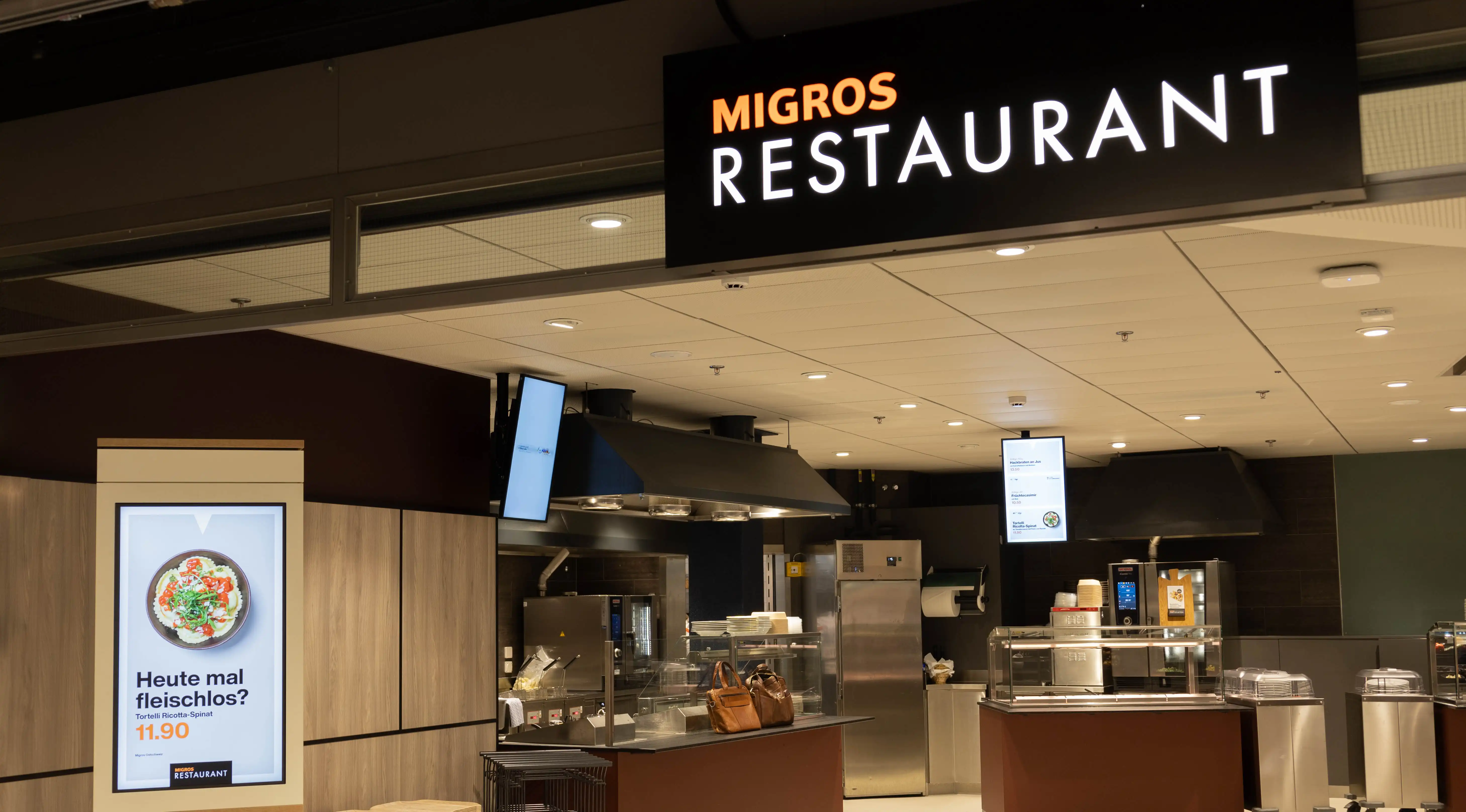 Migros-Gastronomie · Digital Signage · jls