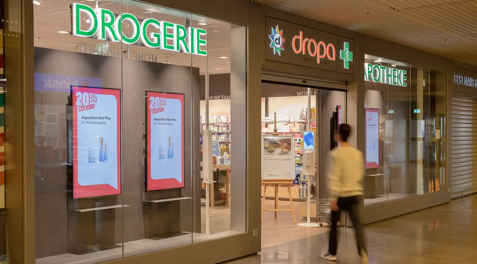 DR. BÄHLER DROPA AG · Digital Signage & Content Automation · jls